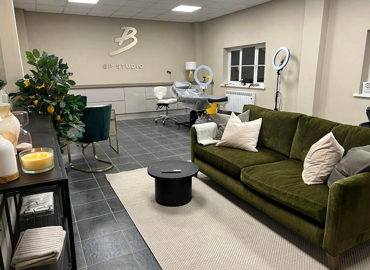 Signs for BP STUDIO – Salon Signs